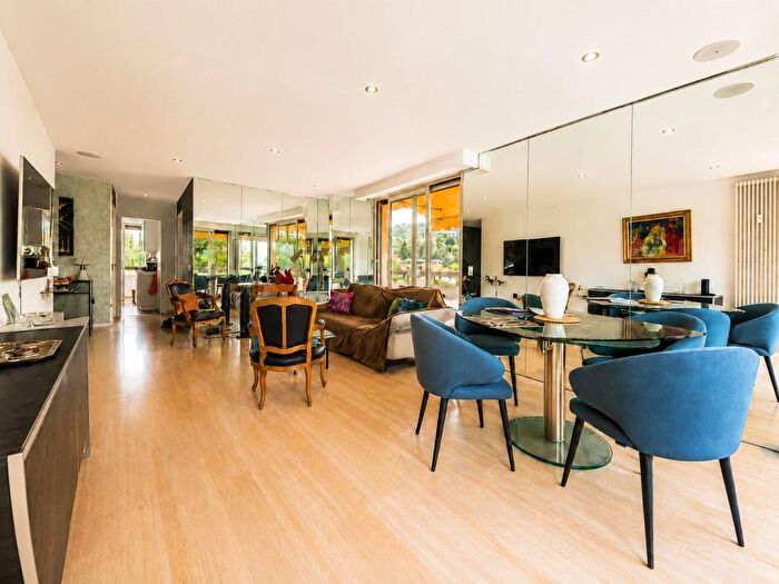 Appartement 3 pièces à vendre à Le Cannet, Bas Cannet