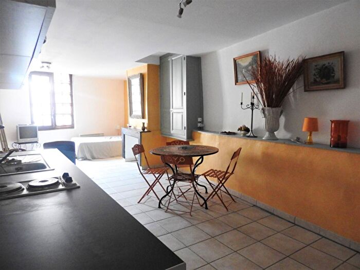 Centre-Hôtel de Ville, Limoges : Appartement 1 pièce à louer