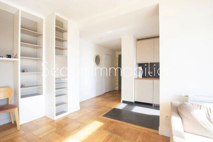 Dupleix-Motte Picquet, Paris 15ème arrondissement : Appartement 4 pièces à louer