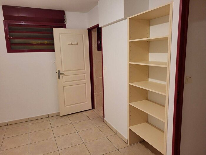 Appartement à louer - Saint-Denis - 2 pièces - 1 chambre