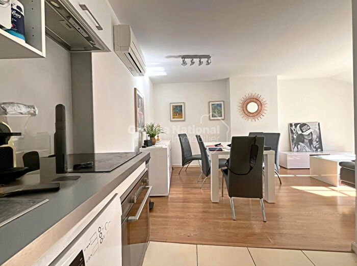 Appartement à vendre - Arles, Centre-ville - 2 pièces - 1 chambre