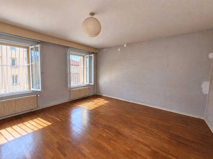 Saint Jacques-Chavanelle, Saint-Étienne : Appartement 1 pièce à louer