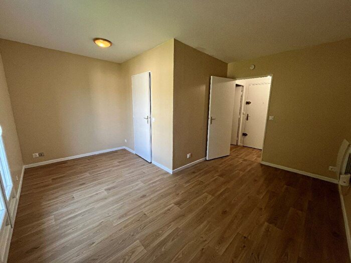 Épinay-sur-Orge : Appartement 1 pièce à louer