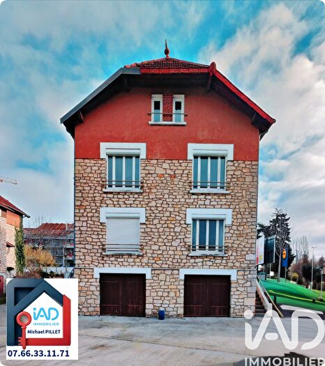 Maison à vendre - Cosne-Cours-sur-Loire - 6 pièces - 2 chambres