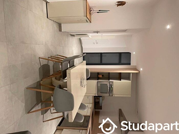 Appartement à louer - Saint Pierre, Croix - 1 pièce - 5 chambres