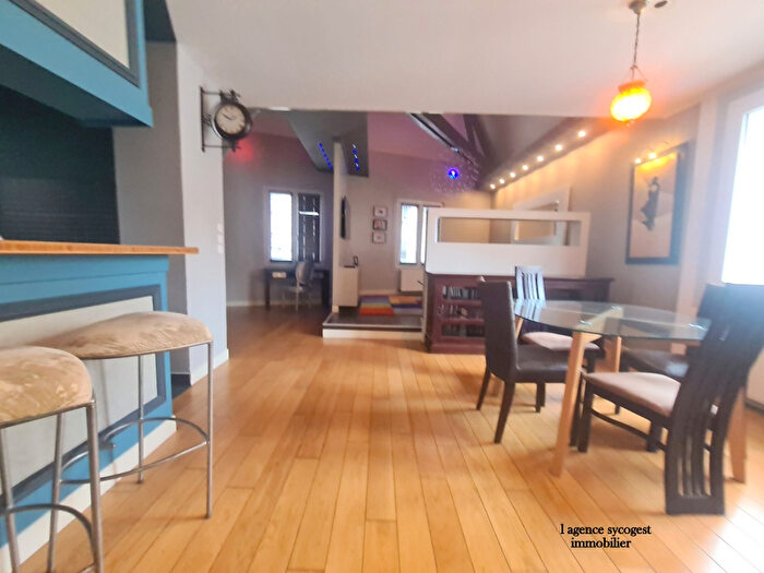 Maison à vendre - Noisy-le-Sec, Centre-ville, Gare - 6 pièces - 4 chambres