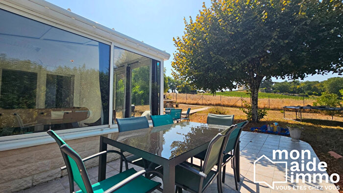 Maison à vendre - Camarsac - 6 pièces - 4 chambres