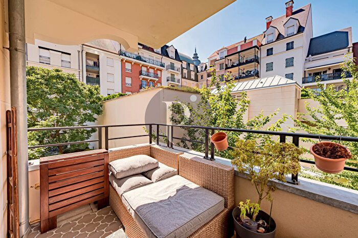 Appartement 3 pièces à vendre - Le Plessis-Robinson, Nouvelle Cité, Jardins
