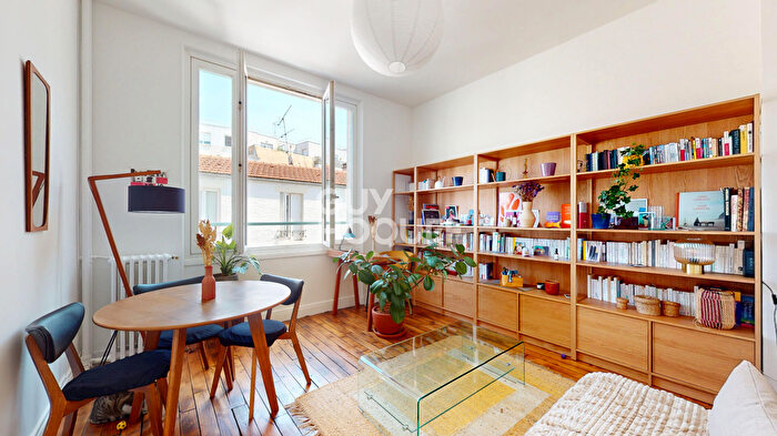 Appartement 2 pièces à Les Lilas, Decros, Convention, à louer