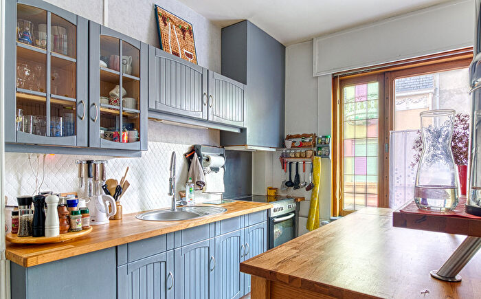 Maison à vendre - Grand-Fort-Philippe - 8 pièces - 5 chambres