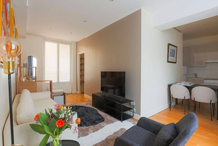 Appartement 2 pièces à Saint Louis, Saint-Germain-en-Laye, à louer