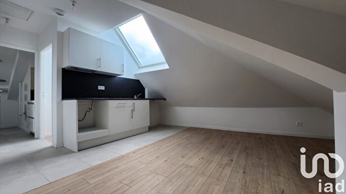 Appartement à vendre - Étampes, Centre-Ville - 2 pièces - 1 chambre