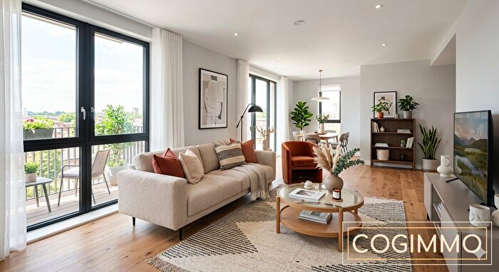 Bois-d'Arcy, Les Jardins d'Arcy, La Normandie, La Colombe : Appartement 2 pièces à vendre