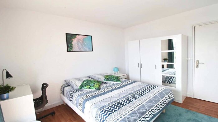 Appartement 1 pièce à Parc-La Boule- Champs Pierreux, Nanterre, à louer