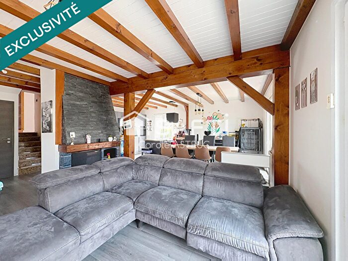 Maison 5 pièces à vendre à Houtaud