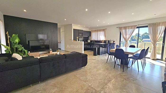 Maison 5 pièces à vendre à Saint-André-le-Gaz