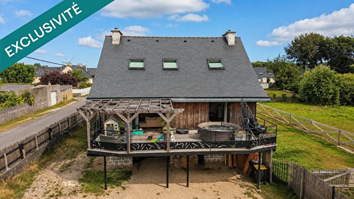 Plouigneau : Maison 5 pièces à vendre