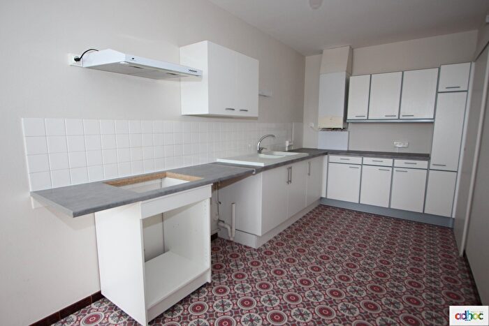 Appartement à louer - Orléans, La Croix Saint-Marceau, La Mouillère, Pré Pinson - 2 pièces - 1 chambre