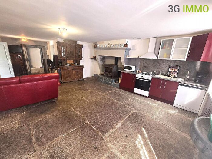 Appartement à vendre - Saint-Amans-Valtoret - 3 pièces - 2 chambres