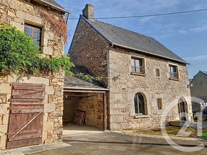 Maison à louer - Calorguen - 4 pièces - 3 chambres