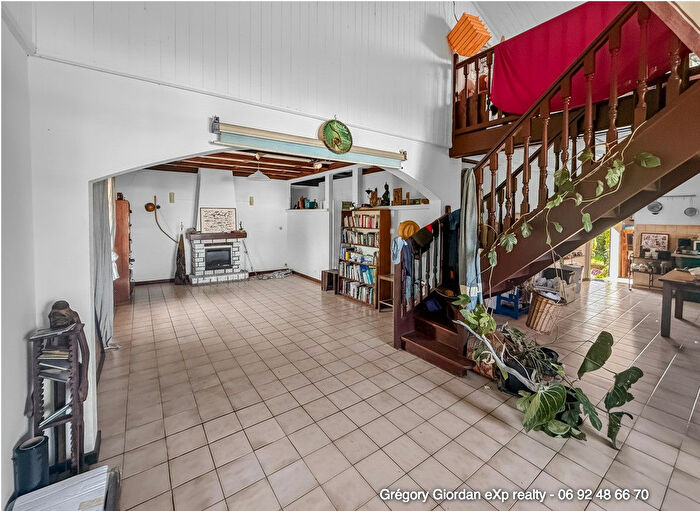 Maison 8 pièces à vendre à Le Tampon, La Chatoire