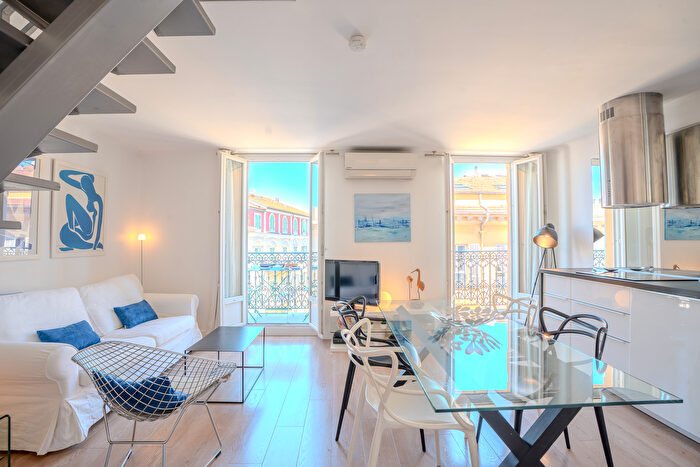 Appartement 2 pièces à vendre - Nice, Carré dor