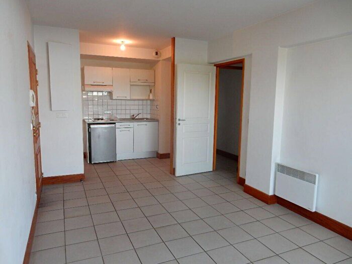Appartement 1 pièce à Bourg, Périgny, à louer