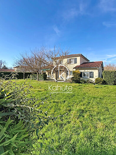 Maison à vendre - Feurs - 7 pièces - 3 chambres