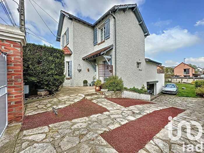 Maison à vendre - Amilly - 5 pièces - 3 chambres