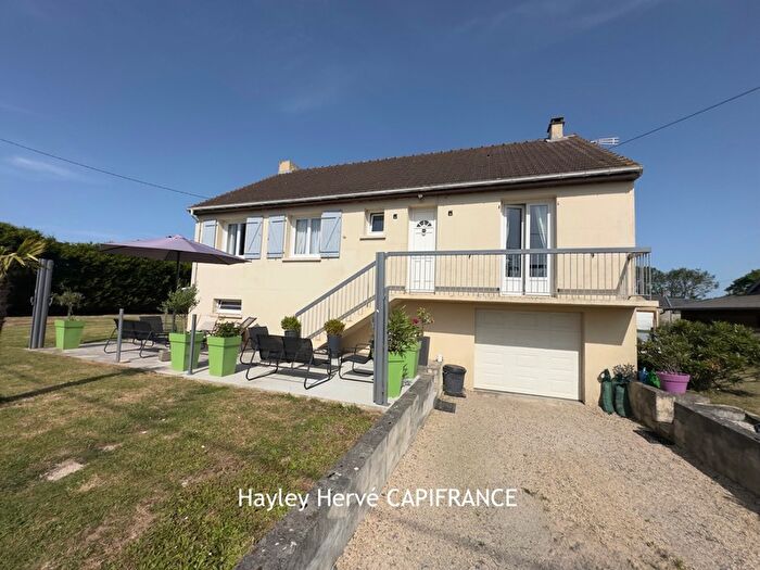 Maison 4 pièces à vendre à Longues-sur-Mer