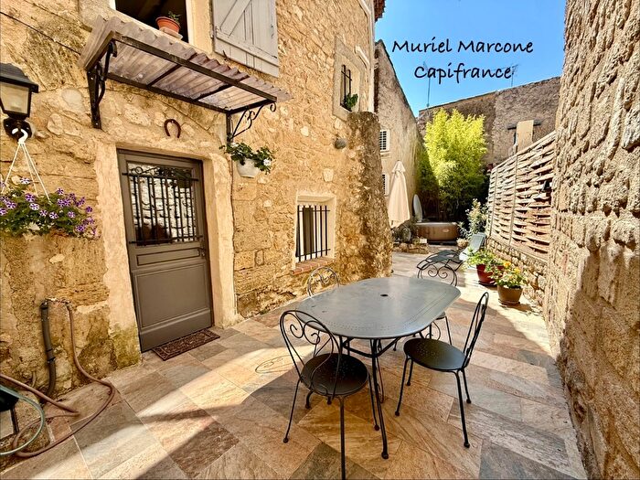 Maison à vendre - Pertuis, Centre-ville, Fours à Chaux, Claret - 4 pièces - 2 chambres