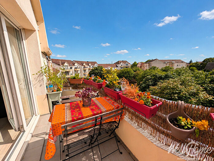 Appartement 3 pièces à vendre - Saint-Ouen-l'Aumône, Eglise
