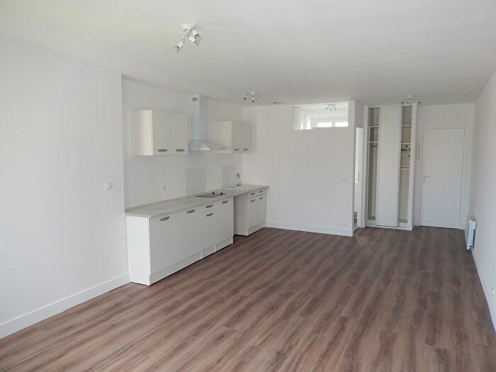 Appartement à louer - Bordeaux, Victoire, Sainte-Eulalie - 1 pièce