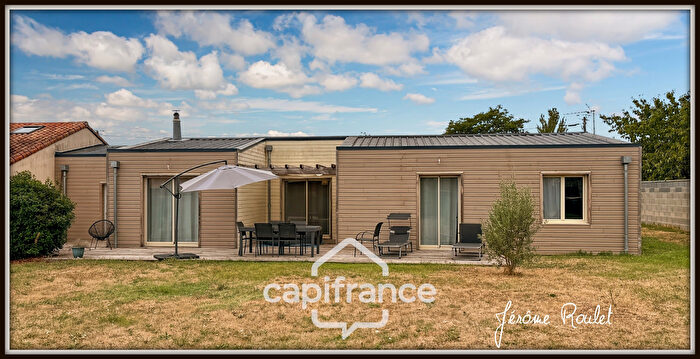 Maison 4 pièces à vendre à Vouzailles