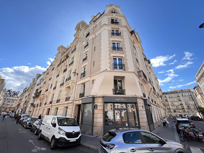 Appartement 1 pièce à vendre à Paris 7ème, Saint-Thomas d'Aquin, Bac, Musée d'Orsay