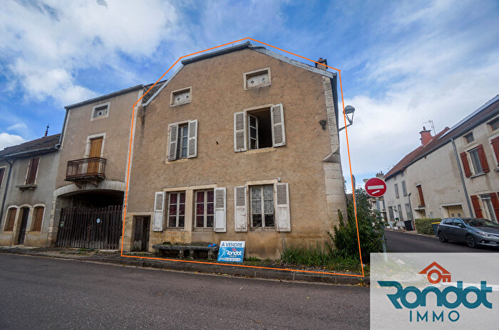 Maison à vendre - Lux - 6 pièces - 4 chambres