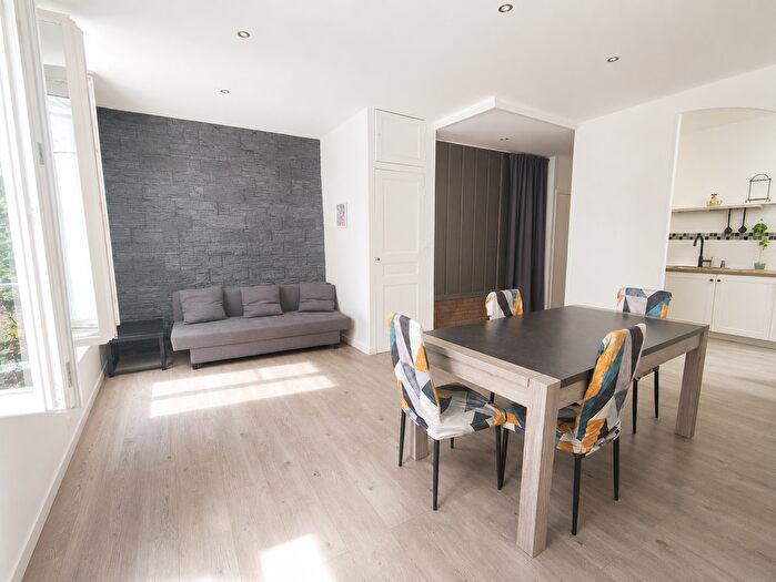 Appartement 3 pièces à louer - Sanary-sur-Mer, Centre-ville, Port