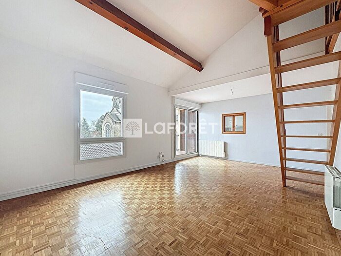 Appartement à louer - Centre-Brou, Bourg-en-Bresse - 4 pièces - 3 chambres
