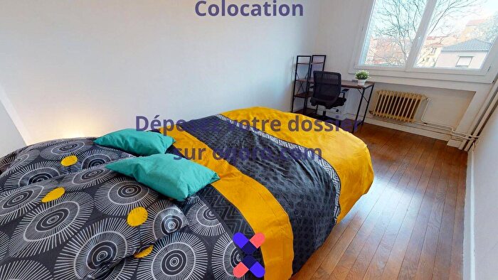 Appartement à louer - Cusset, Villeurbanne - 6 pièces - 5 chambres