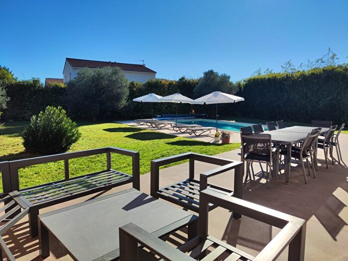 Maison à vendre - Vacquières - 7 pièces - 4 chambres