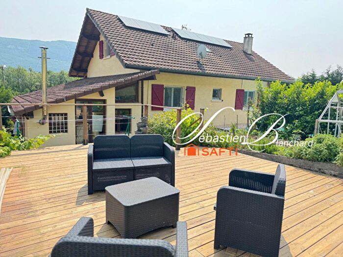 Maison à vendre - Anglefort - 6 pièces - 4 chambres