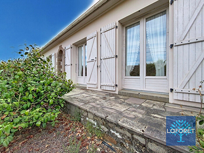 Antigny : Maison 5 pièces à vendre