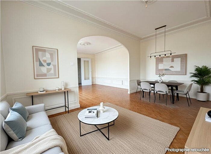 Maison à vendre - Sainte-Luce-sur-Loire - 6 pièces - 4 chambres
