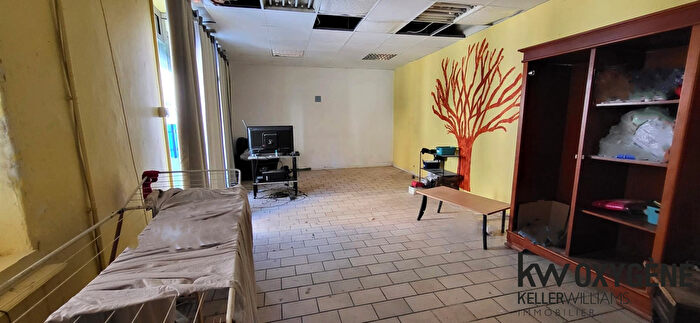 Maison à vendre - Canohès - 6 pièces - 4 chambres