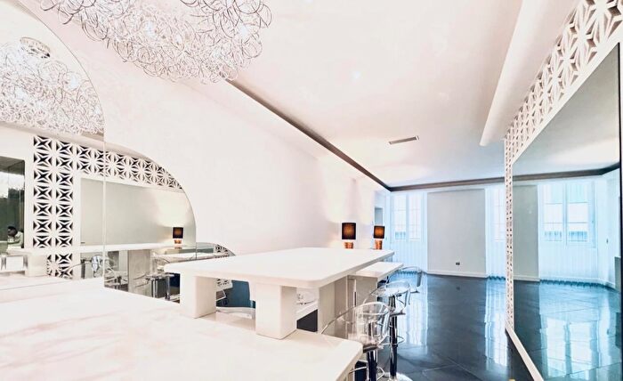 Appartement à vendre - Nice, Centre-ville - 3 pièces