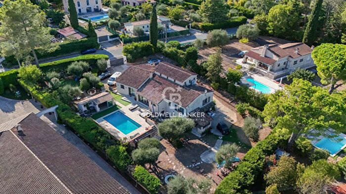 Maison à vendre - Peymeinade - 6 pièces - 5 chambres