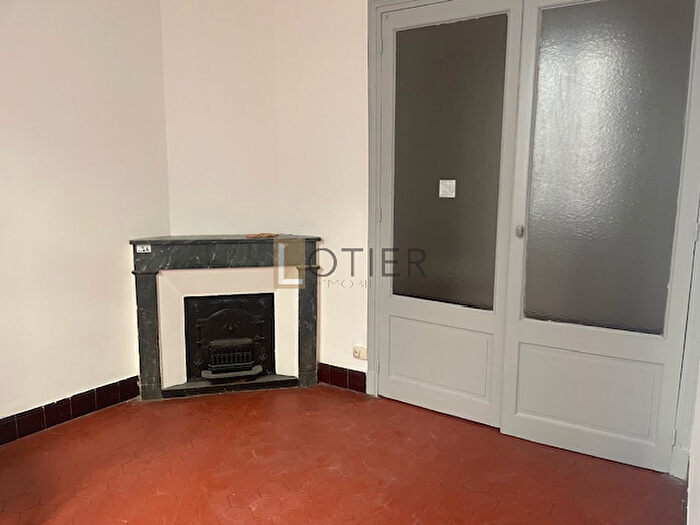 Appartement à louer - Nîmes - 2 pièces - 2 chambres