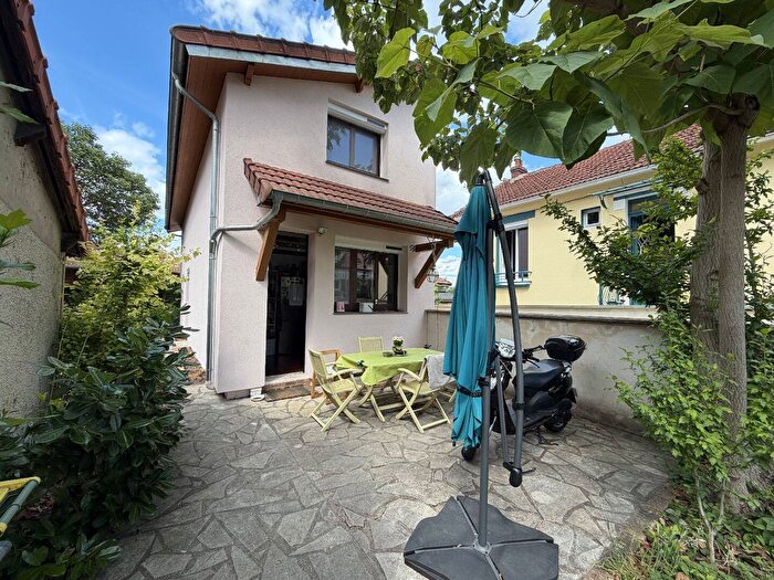 Maison 4 pièces à Guillebaud-Beauv Vallon-Les Rabats-Antonypole, à louer