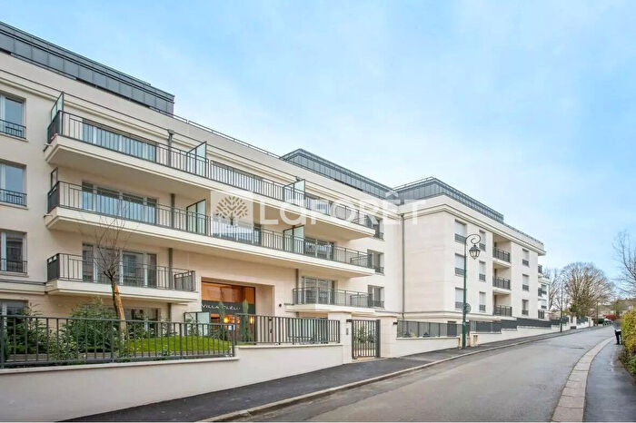 Appartement à louer - Les Clayes-sous-Bois, Centre-ville - 2 pièces - 1 chambre