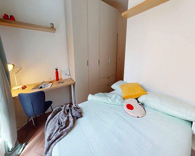 Appartement 4 pièces à louer à Goutte d'Or-Château Rouge, Paris 18ème arrondissement
